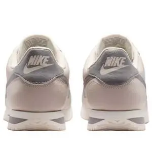 Nike Cortez Leather Sneakers - Cream/soft Pearl