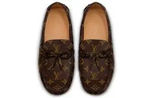 LOUIS VUITTON Monogram Arizona Moccasins