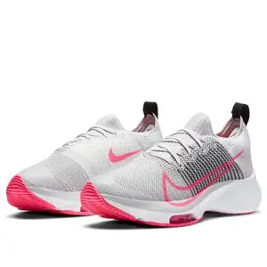 Nike Zoom Tempo Flyknit