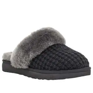 UGG Cozy Slipper