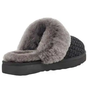UGG Cozy Slipper - Black