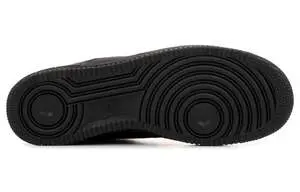 Nike Force 1 Low '07 Sneakers
