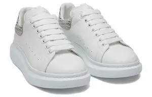Alexander McQueen Oversized Sneakers - White/silver