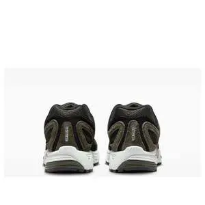 Nike Pegasus 2005 Athletic Sneakers - Sequoia/black