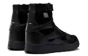 REEBOK Maison Margiela X Classic Leather Tabi High