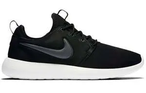 Nike Roshe Two Low Top Sneakers