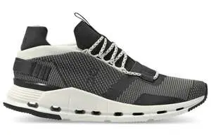 On Cloudnova Sneakers - Black/white