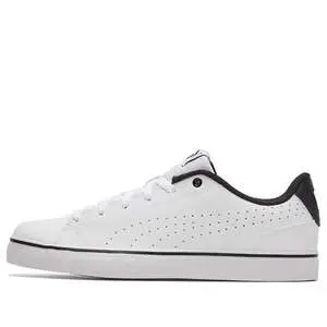 PUMA Court Point Vulc Perf V2 Sneakers - White/black