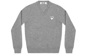 Play Comme Des Garcon V-neck Pullover