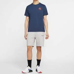 Nike Graphic T-shirt