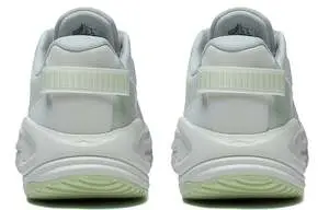 LI-NING Furious Rider Essential Sneakers