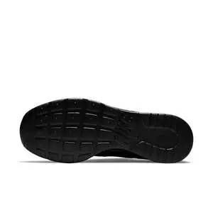 Nike Tanjun "triple " Sneakers - Black