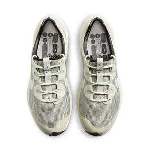 Nike Zoom Winflo Shield Sneakers