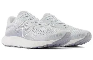NEW BALANCE 520 V8 Low Top Sneakers - Default Colorway