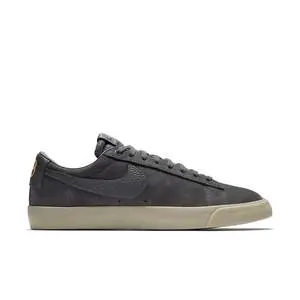 Nike Zoom Blazer Low Sb Sneakers