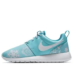 Nike Roshe One Print Sneakers