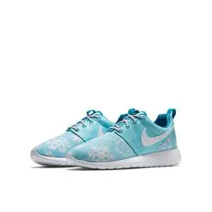 Nike Roshe One Print Sneakers