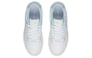 LI-NING Classic Leisure Sneakers - White/blue
