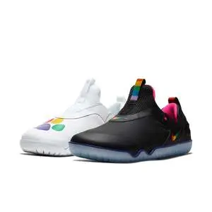 Nike Zoom Pulse 'doernbecher Desiree' Sneakers