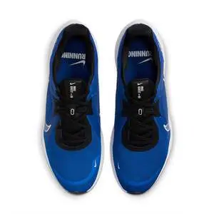 Nike Quest 5 Low Top Sneakers - Blue/white