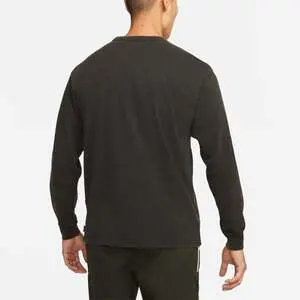 Nike Solid Color Small Logo Round Neck Long Sleeves Black T-shirt - Multi-color