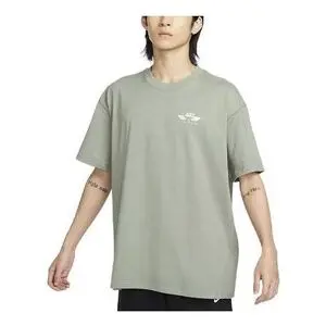 Nike Graphic T-shirt - Green
