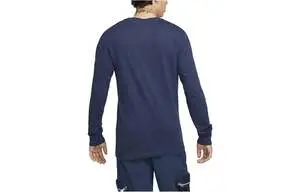 Nike Long Sleeve Graphic T-shirt