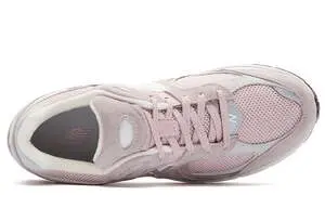 NEW BALANCE 2002r Sneakers - Pink