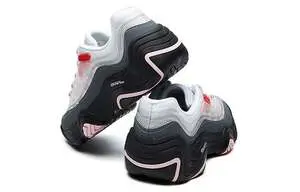 FILA FUSION Retro Low Top Sneakers