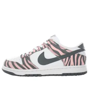 Nike Dunk Low "zebra" Sneakers