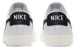 Nike Blazer Low 'sail' Sneakers