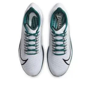 Nike Zoom Pegasus 37 Philadelphia Eagles Athletic Sneakers