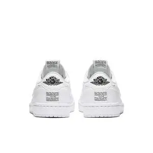 JORDAN 1 Retro Low Slip Sneakers - White/black