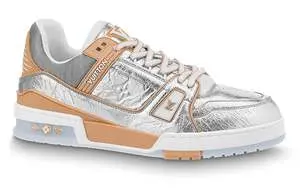 LOUIS VUITTON Trainers