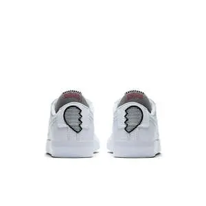 Nike Blazer Low Se Lx "broken Hearted" Sneakers - White/black