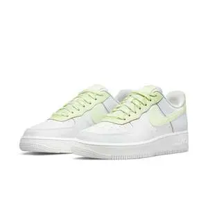Nike Force 1 '07 Sneakers - White/green