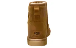 UGG Classic Mini Scatter Graphic Boots - Chestnut