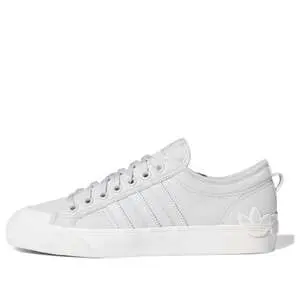 Adidas Nizza Low Top Sneakers With Oversized Heel Logo - Grey