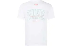 Nike T-shirt