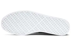 PUMA Court Point Vulc V2 Sneakers - Black