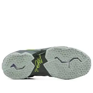 Nike Lebron 11 "dunkman" Basketball Sneakers - Green