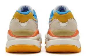 NEW BALANCE 57/40 Low Top Sneakers - Pink/blue