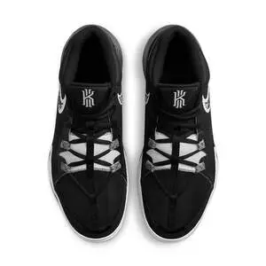 Nike Kyrie Flytrap 6 Basketball Sneakers