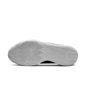 Nike Kyrie Flytrap 6 Basketball Sneakers
