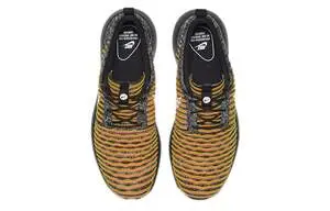 Nike Roshe Two Flyknit Sneakers - Black/orange