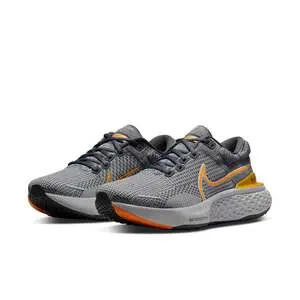 Nike Zoomx Invincible Run Flyknit 2 Sneakers - Gray