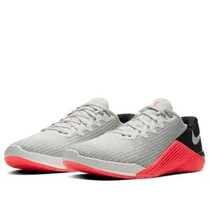 Nike Metcon Athletic Sneakers
