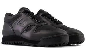 NEW BALANCE Rainier Low "triple " Lace-up Sneakers