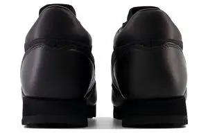 NEW BALANCE Rainier Low "triple " Lace-up Sneakers