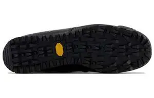 NEW BALANCE Rainier Low 'triple - Black